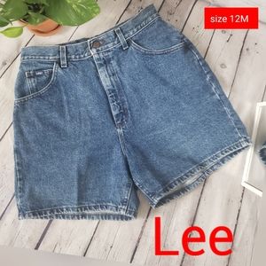 Lee | Shorts | Lee Vtg High Rise Mediumwash Jean Shorts Size 2m | Poshmark